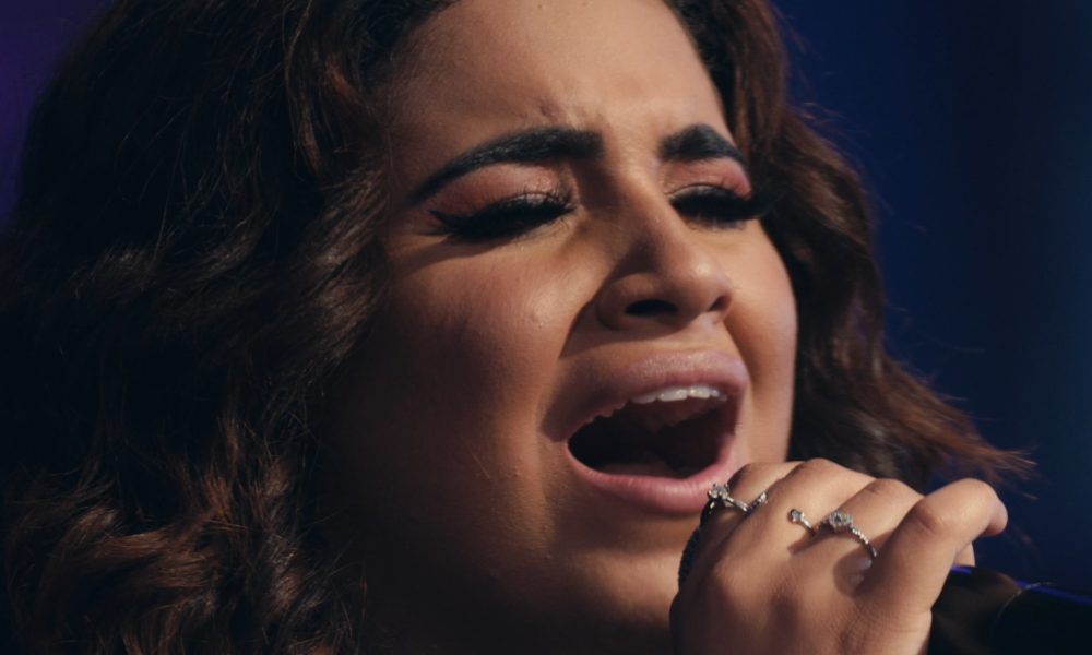 Após viralizar com “Promessas”, Sarah Beatriz lança single autoral ...